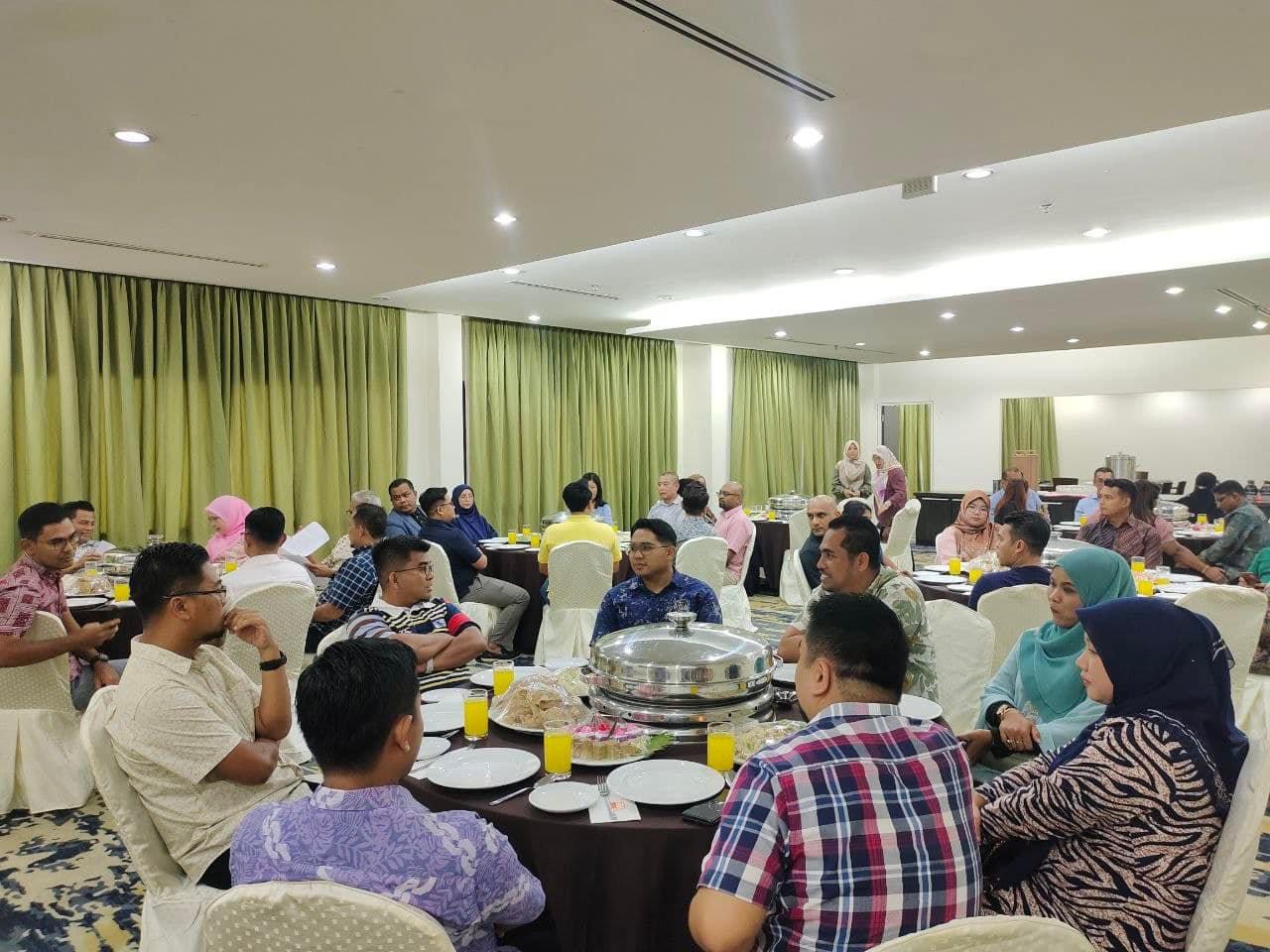 Majlis Apresiasi Graduan MBA Luar Kampus & MBA@State Tahun 2023 - UMT ...